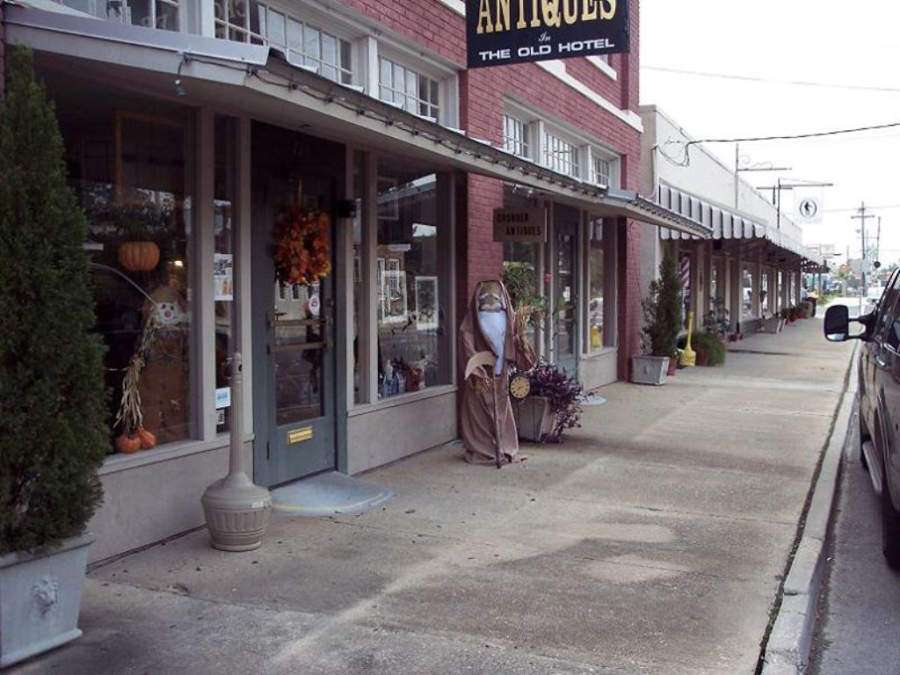 Descubre los principales destinos turísticos de Denham Springs ...