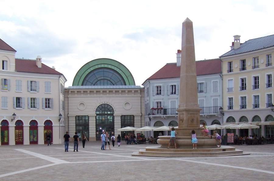 Vive la experiencia en Serris: Un viaje inolvidable | PriceTravel