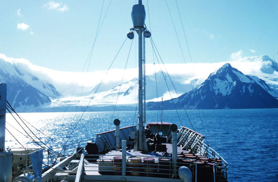 Aventúrate en Isla Elefante (y alrededores): Explora y descubre lugares ...