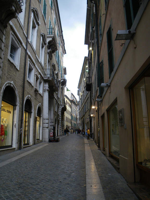 Descubre los principales destinos turísticos de Ancona | Tiquetes Baratos